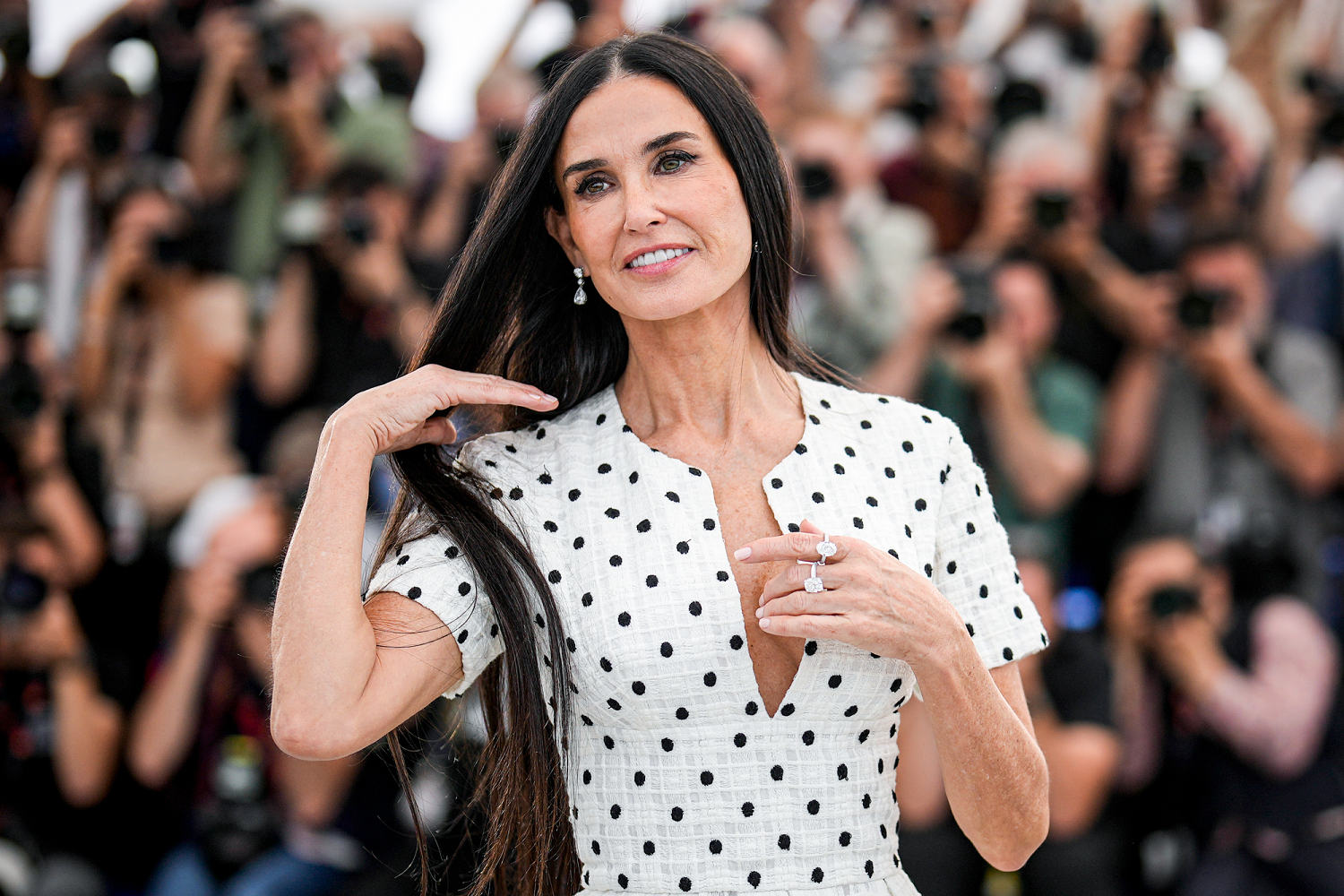 Demi Moore Says Full Frontal Nudity With Margaret Qualley In ‘the 5352